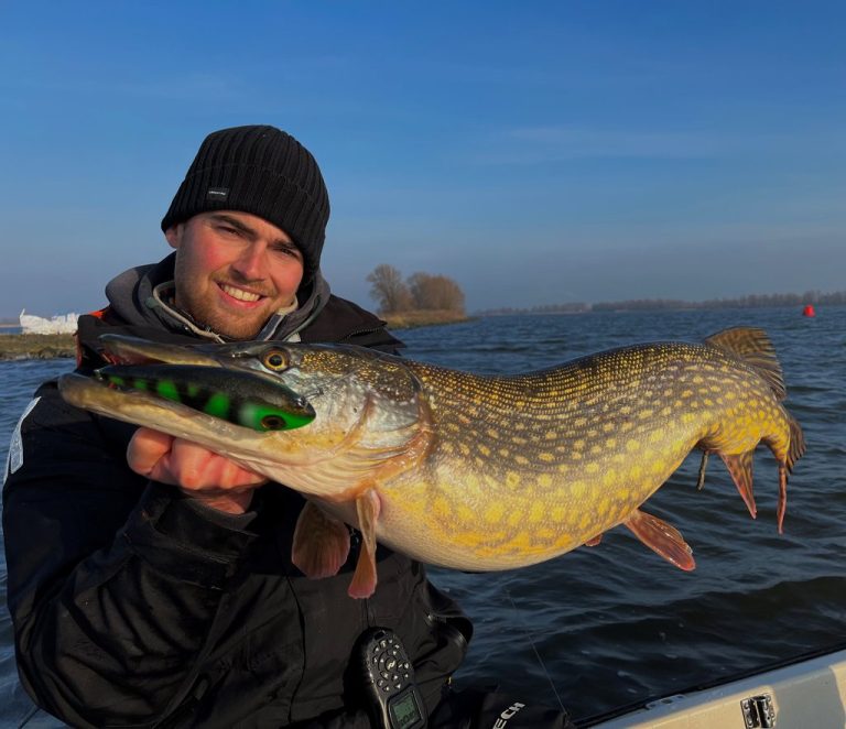 Kunstaas estafette – Top 3 kunstaas voor snoek van Luc de Groot ...